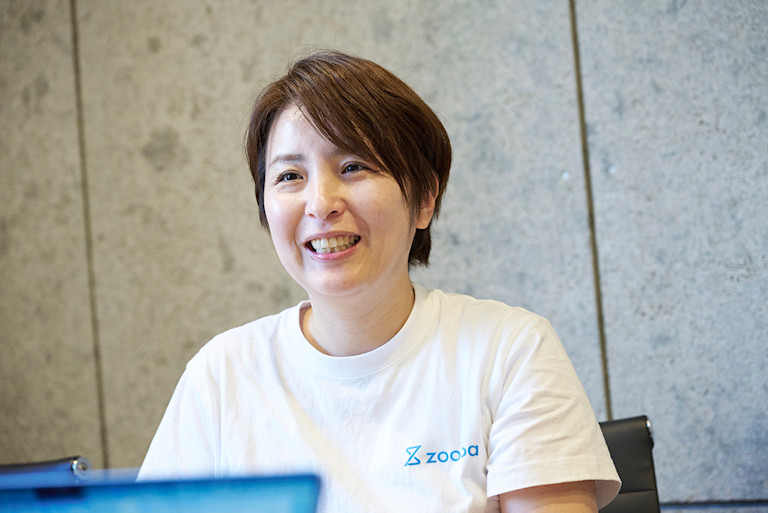 会社を辞めずに起業準備！？情シス支援AIツール「zooba」誕生の裏側──起業家に“伴走”するDeNA発VCの取り組み | フルスイング by DeNA