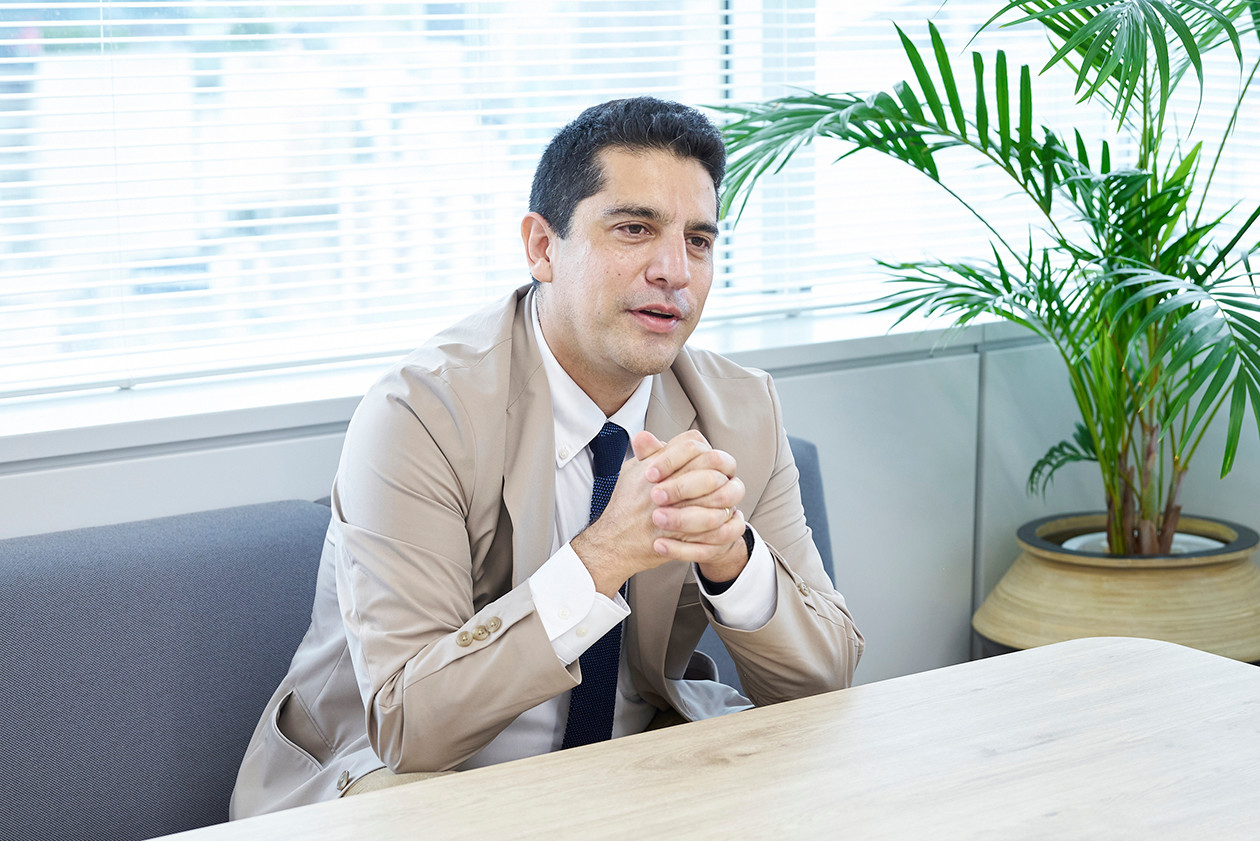 【対談】日本発テクノロジーで世界を変える。DeNA×アルムが描く“医療の民主化” | フルスイング by DeNA