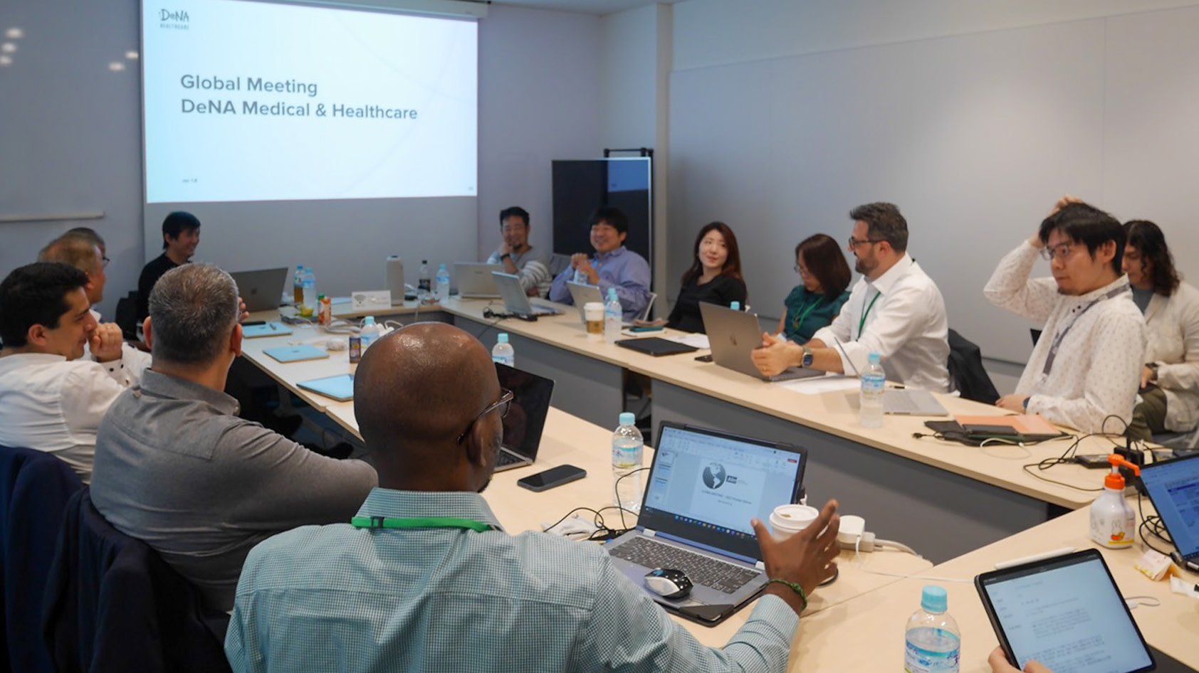 「時間との勝負」に勝つために。アルムの考える医療業界のDX化が生む未来 | フルスイング by DeNA