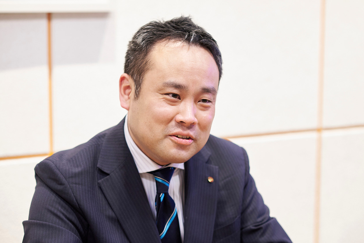 データホライゾンの躍進を支える、種苗メーカー出身営業パーソンの流儀 | フルスイング by DeNA