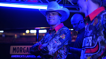 Campbell heads to Cheyenne fresh off solid debut for Missouri Thunder | PBR | Professional Bull ...