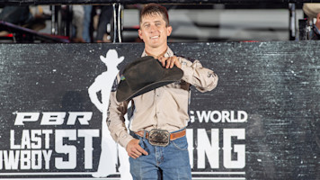 Dustin Martinez wins Round 1 of Camping World PBR Last Cowboy Standing ...