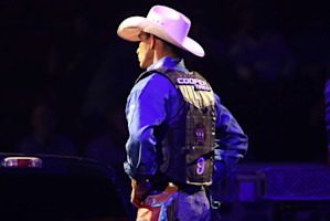 World Finals Rewind: Renato Nunes backflips his way to 2010 world title ...