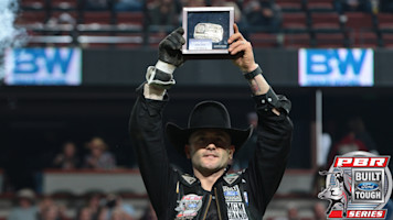 Proctor wins in Anaheim | PBR | Professional Bull Riders