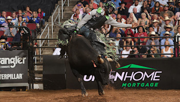 Austin Gamblers clinch top seed for PBR Team Series Championship after ...