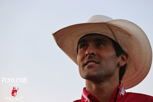 Pendleton Shot of the Night: Cheyenne, night 1 | PBR | Professional ...