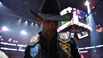 Eli Vastbinder adds to Las Vegas resume, helps Texas Rattlers advance ...