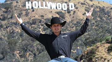 Bolton gains confidence from midnight ride | PBR | Professional Bull Riders