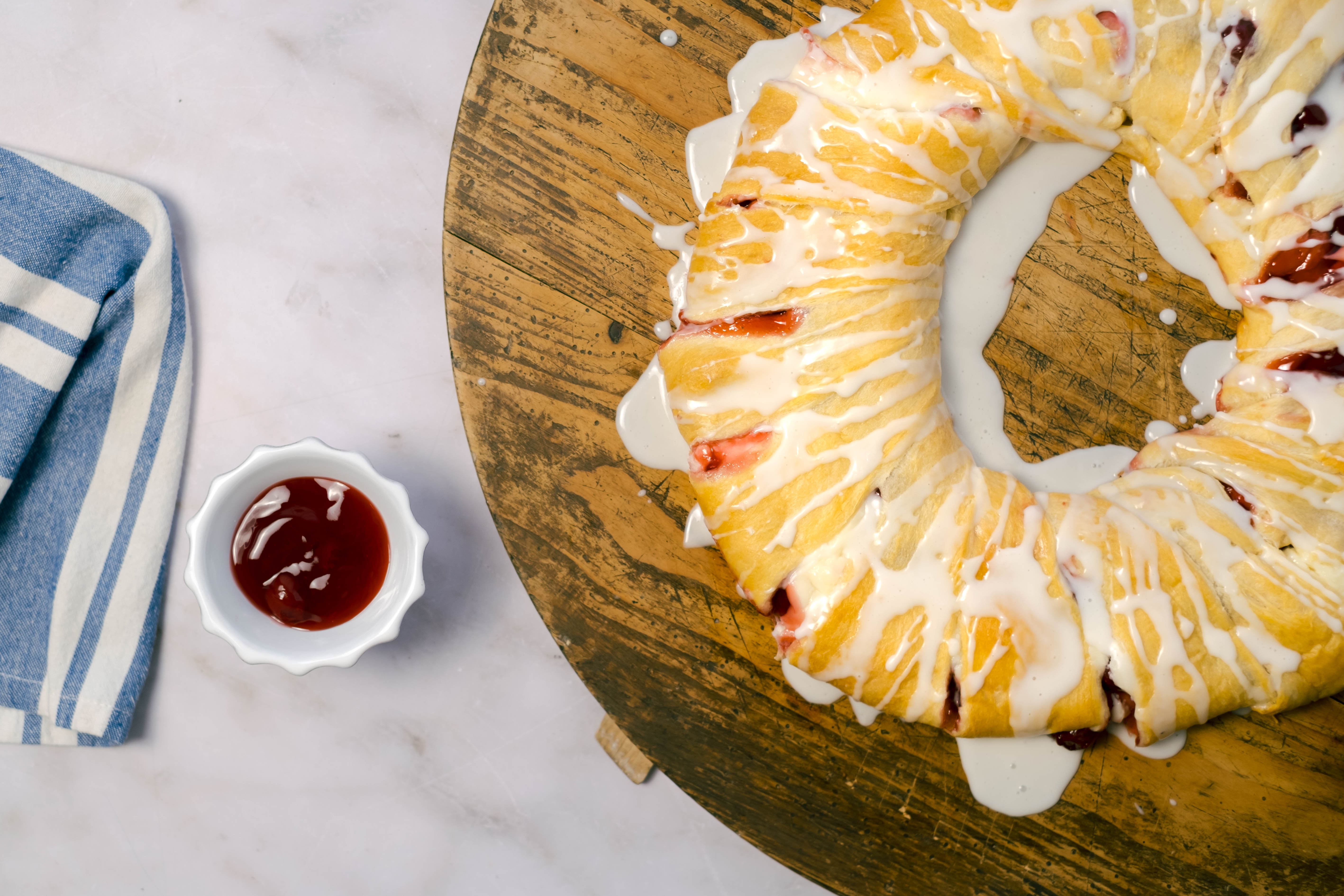 Cream Cheese Cherry Ring