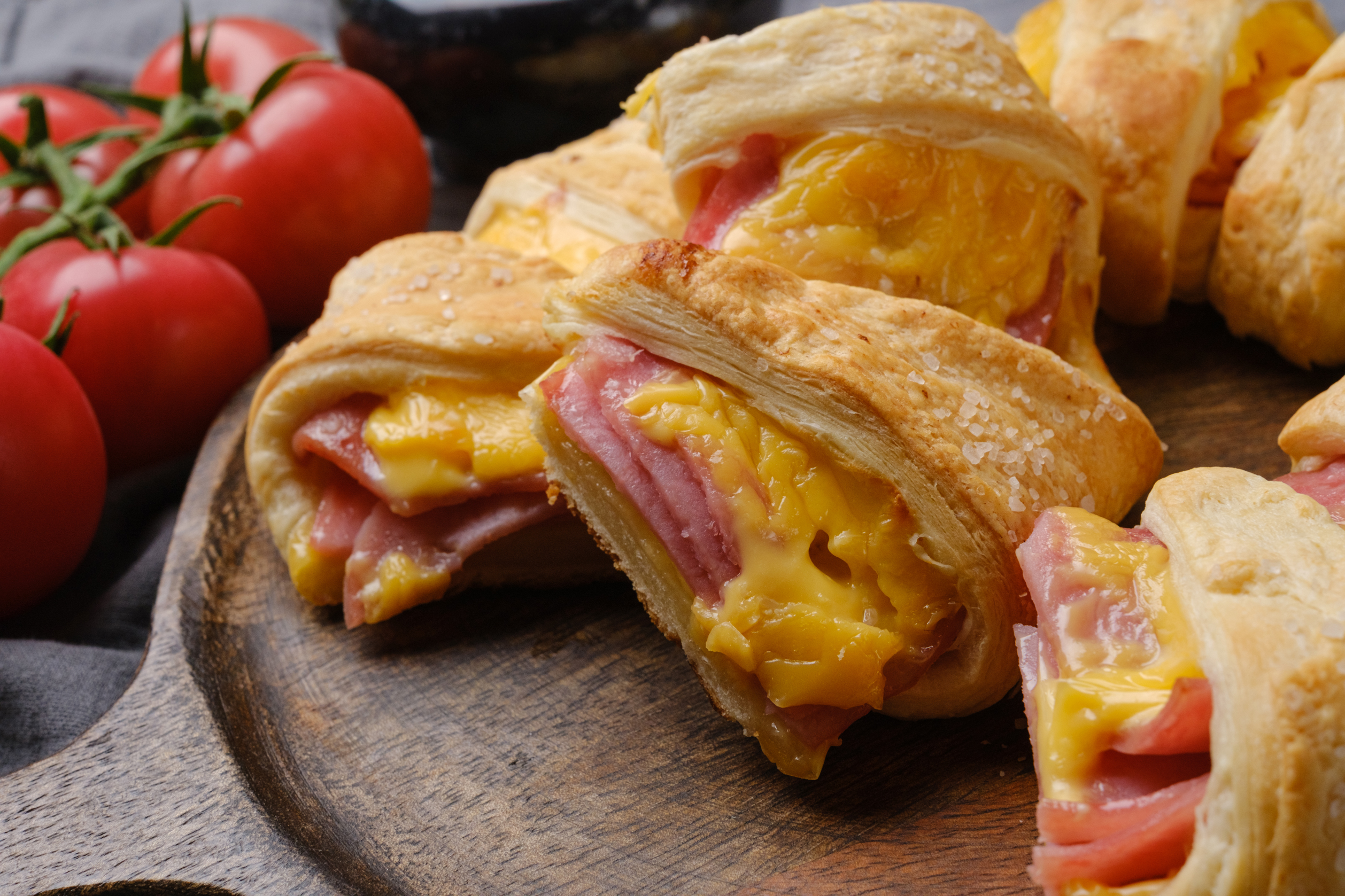 Ham & Cheese Crescent Ring