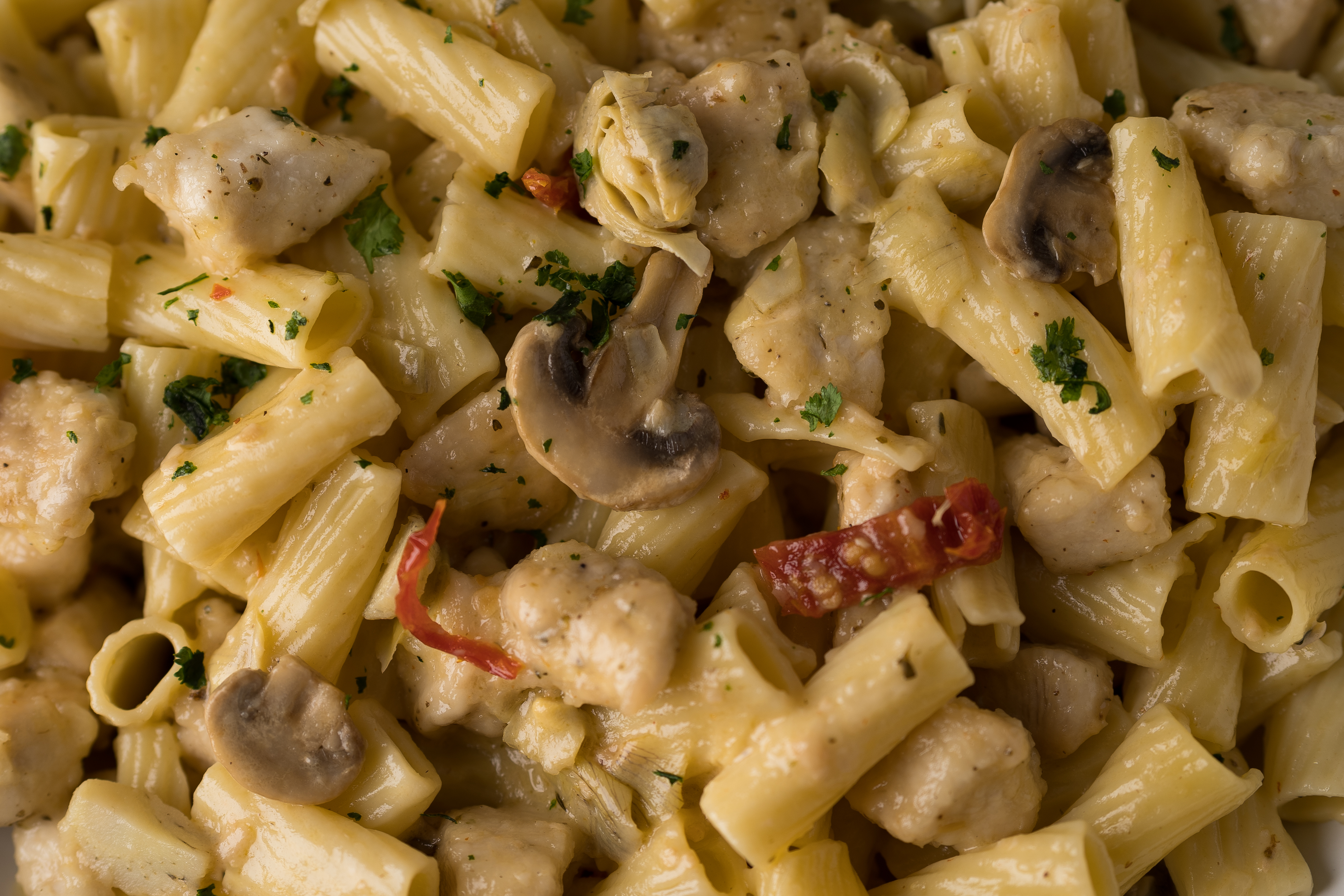 Garlic Chicken Rigatoni