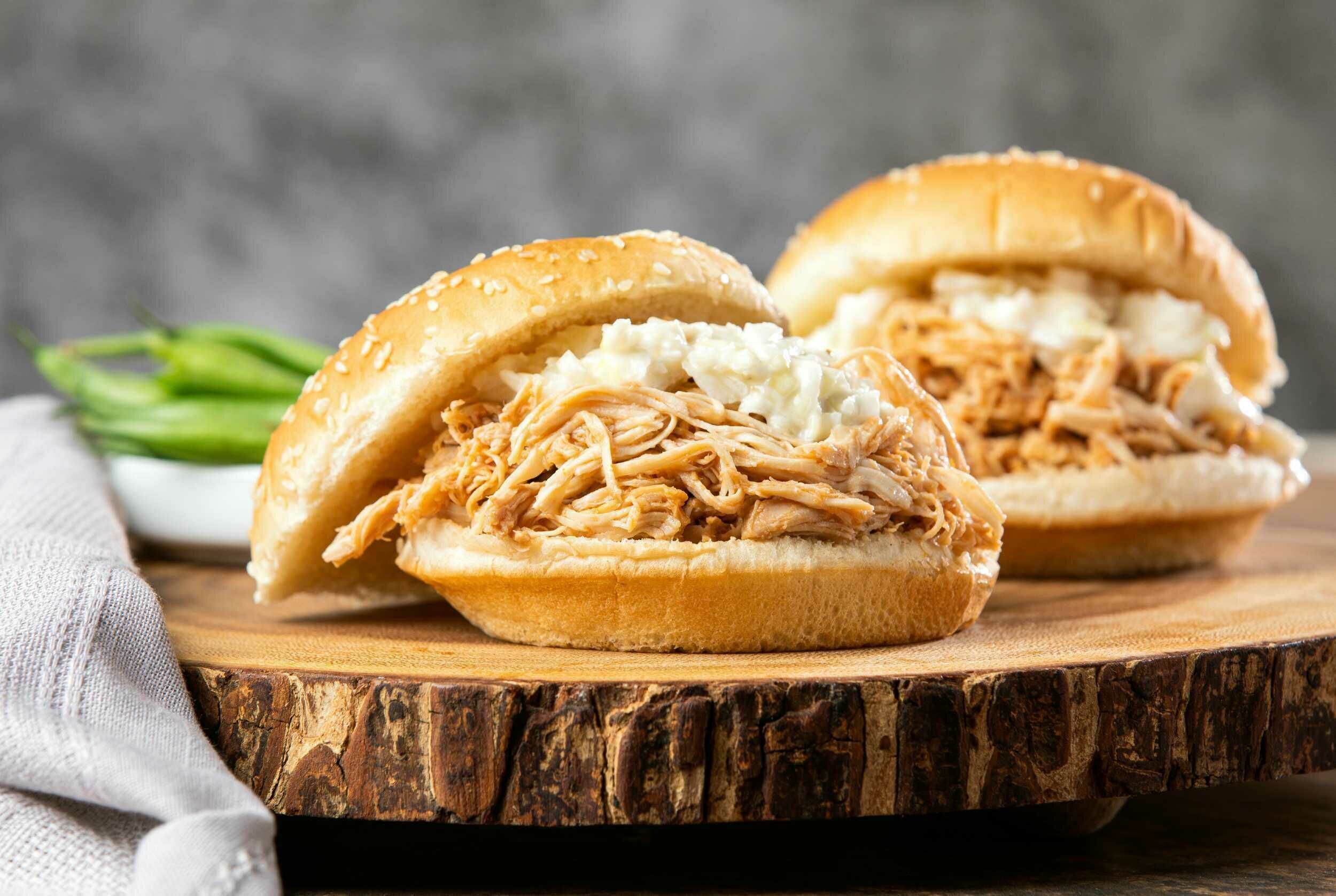 Pulled Chicken Sammies