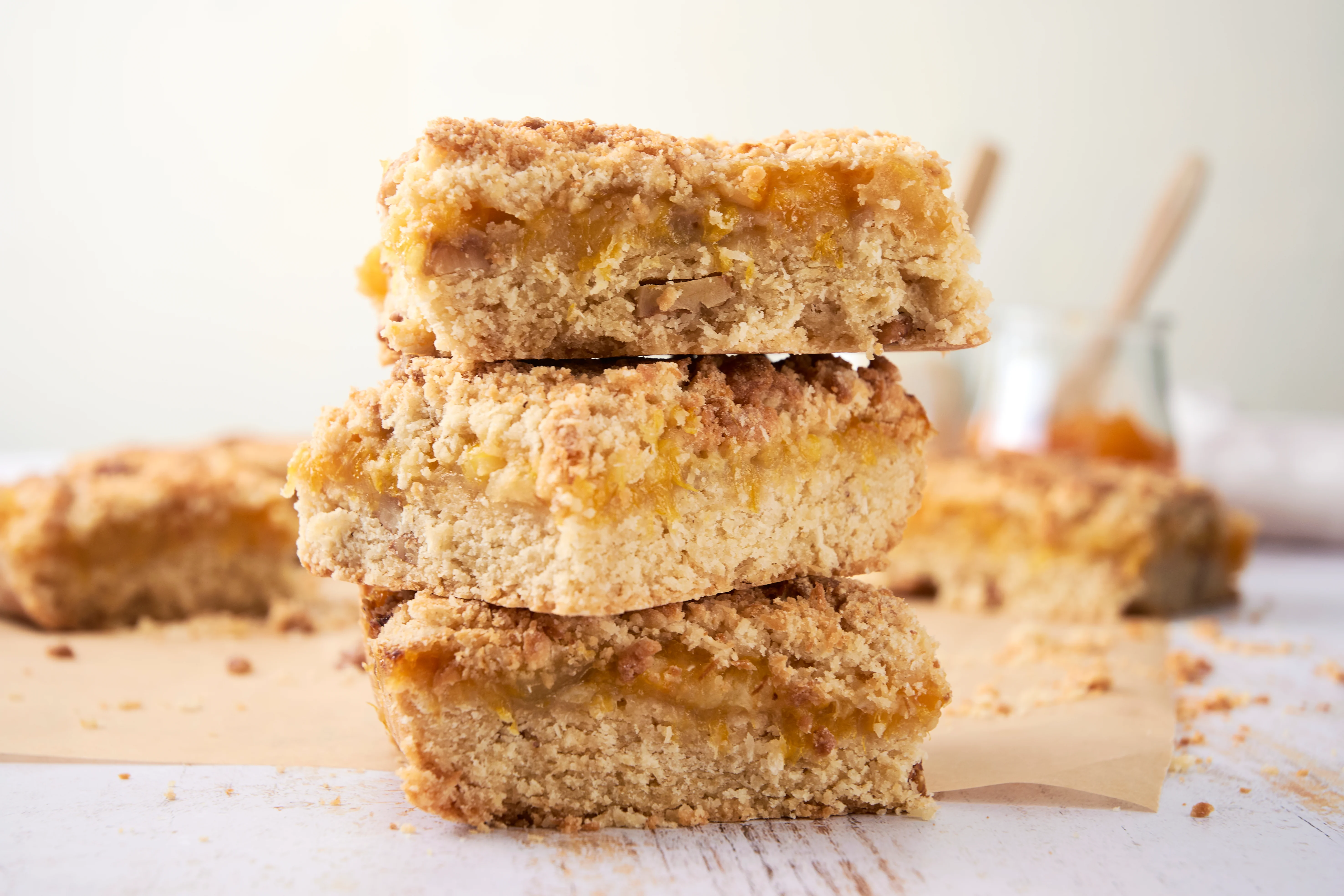 Blue-Ribbon Apricot Bars