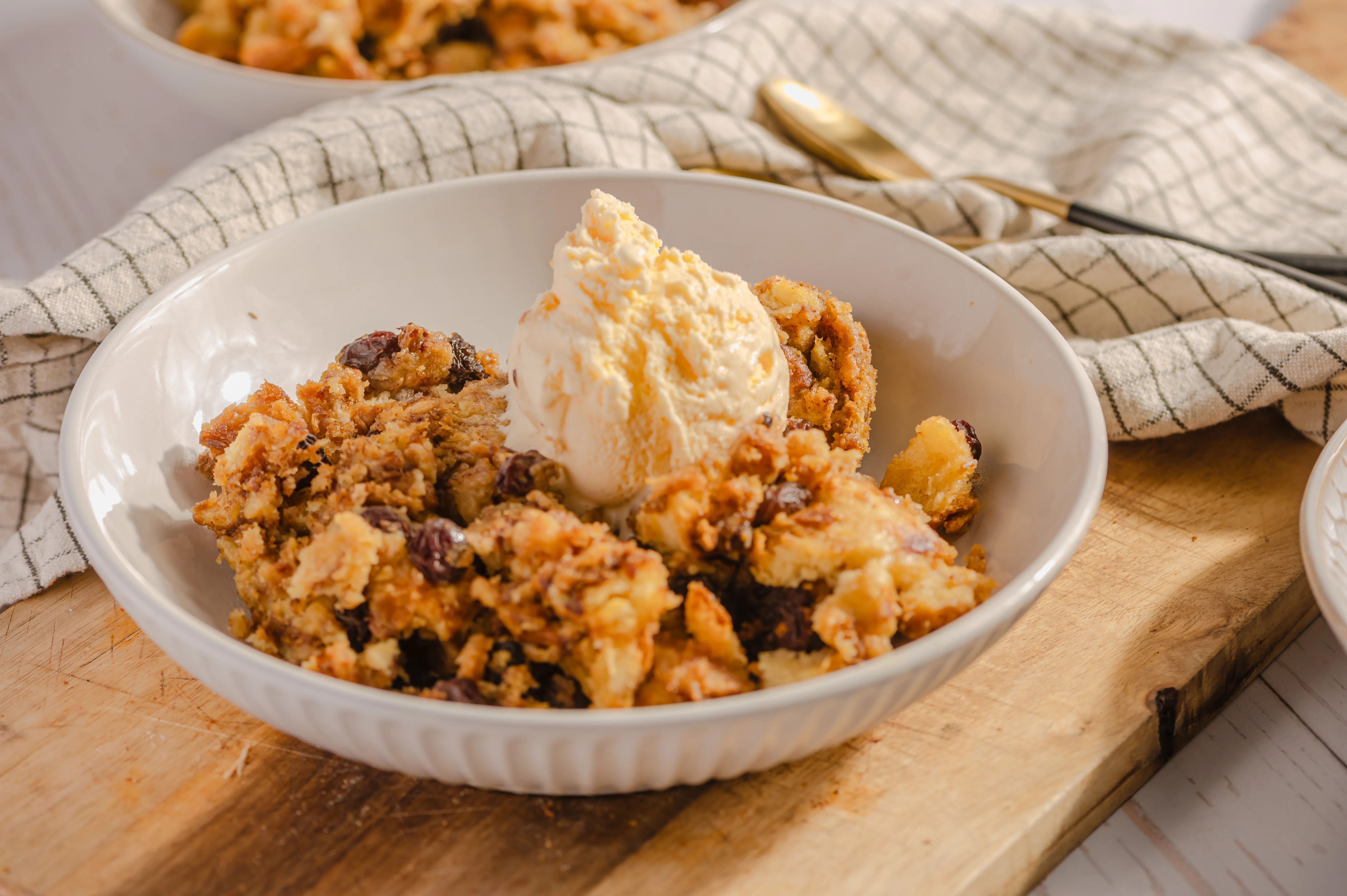 Cinnamon Roll Pudding