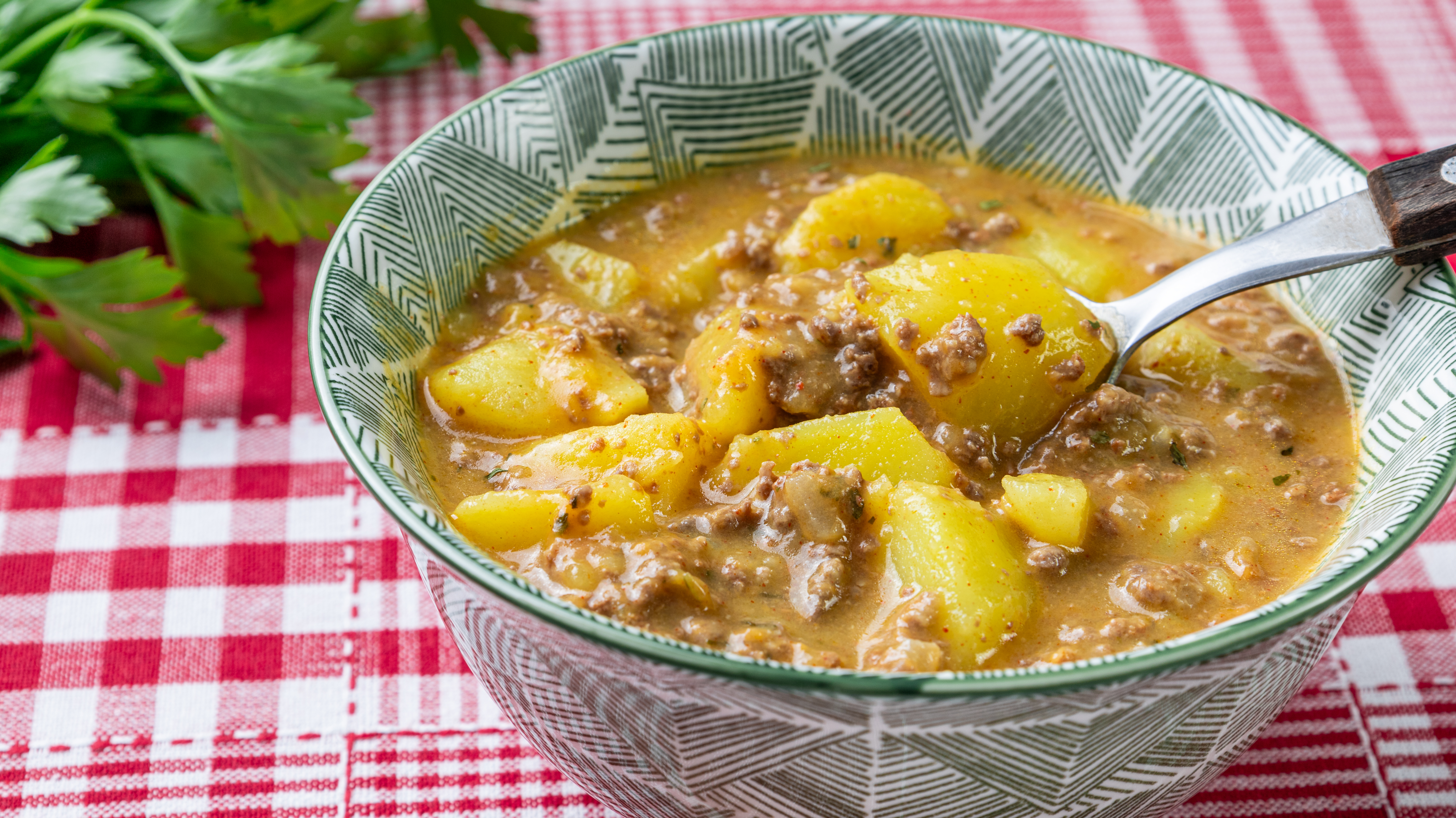 Cold Night Cheeseburger Soup