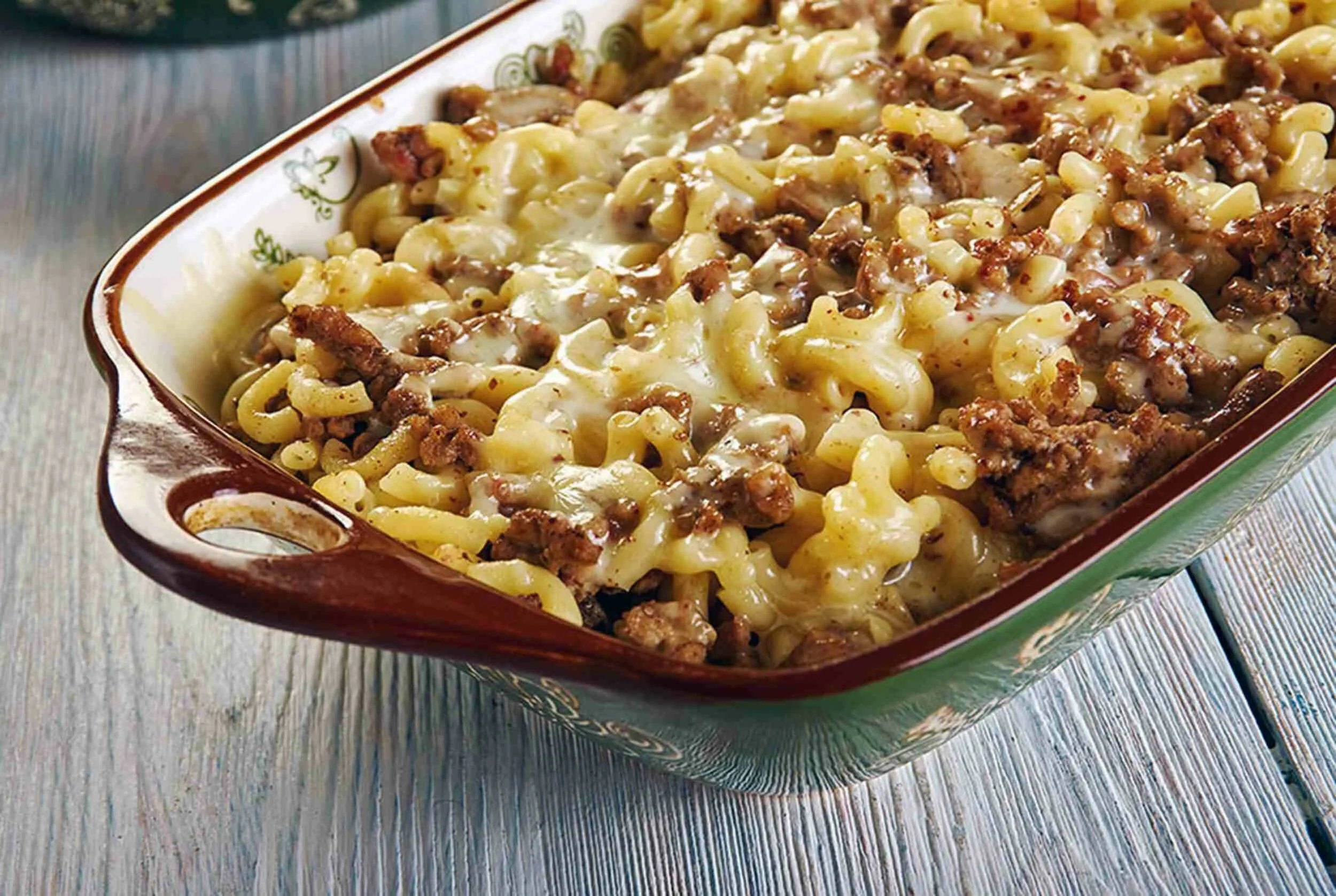 Cheesy Beef And Macaroni Casserole