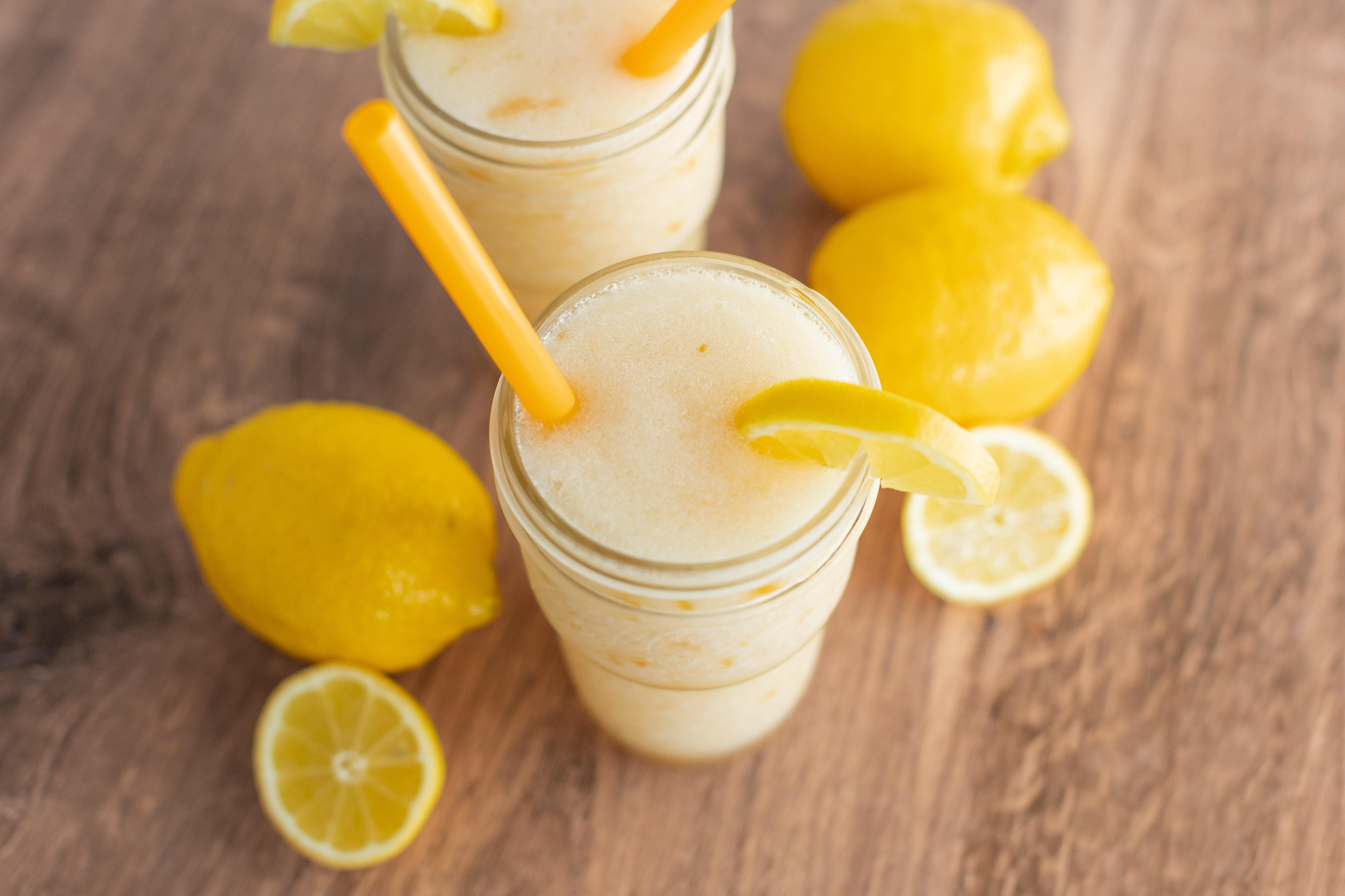 Boozy Lemonade Slushy