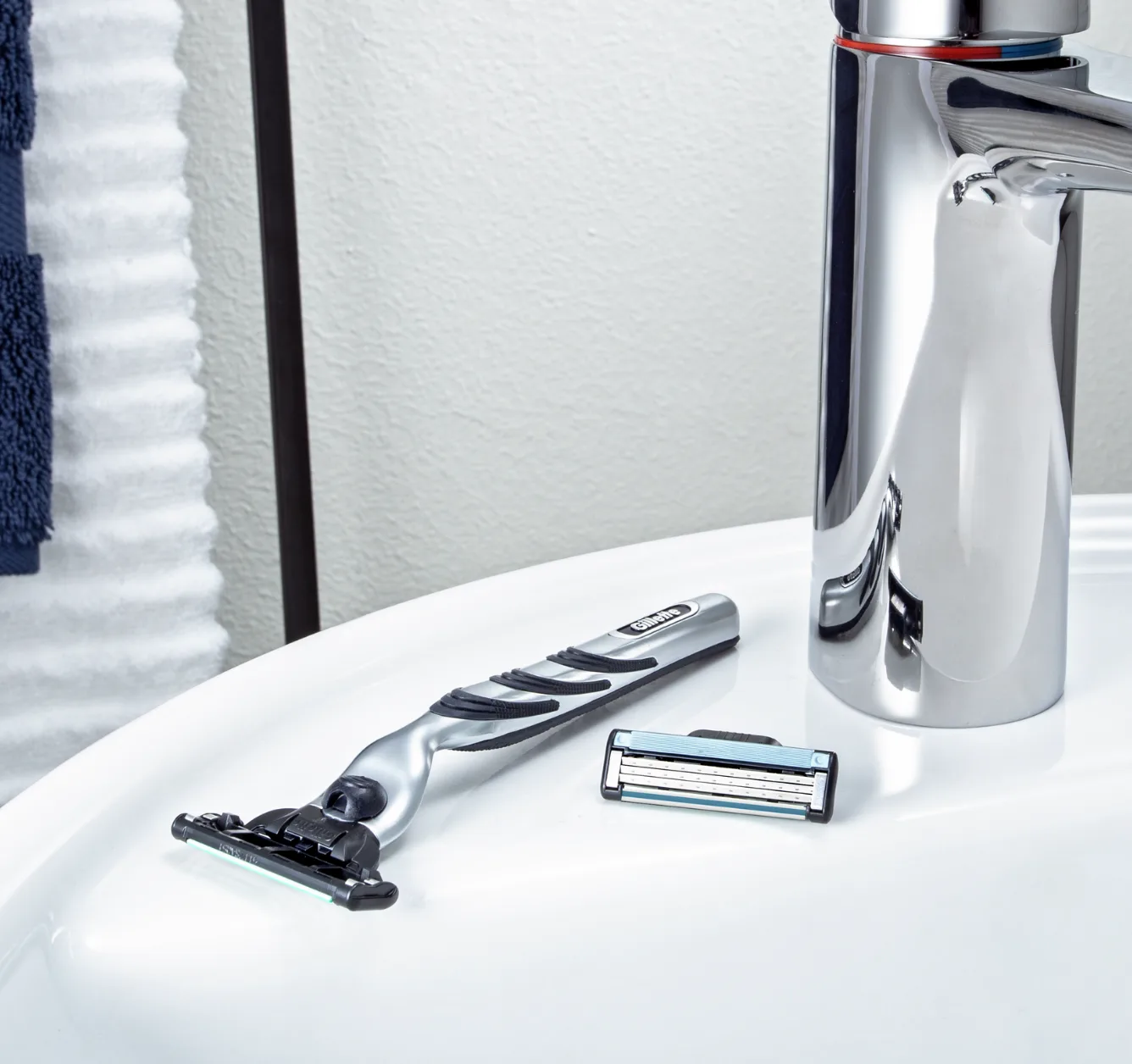 Gillette MACH3 Manual Razor For Men | Gillette IN