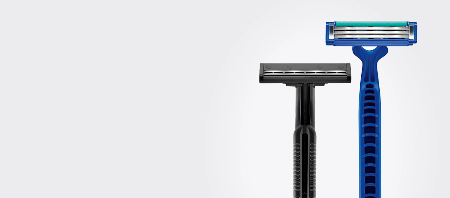 Gillette Men's Disposable Razors | Gillette India