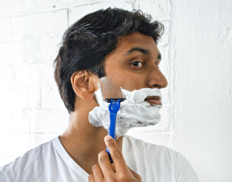 Tips on Shaving Upwards or Downwards - Which is Better | Gillette