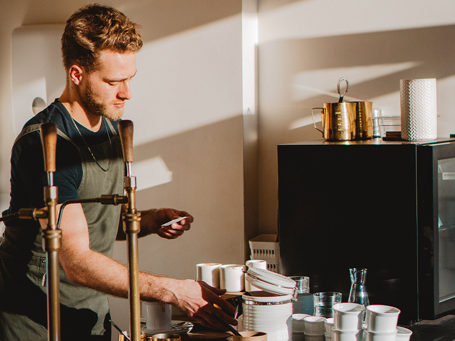 What to Include in a Resume for a Part-Time Job (with Example) | ZipJob