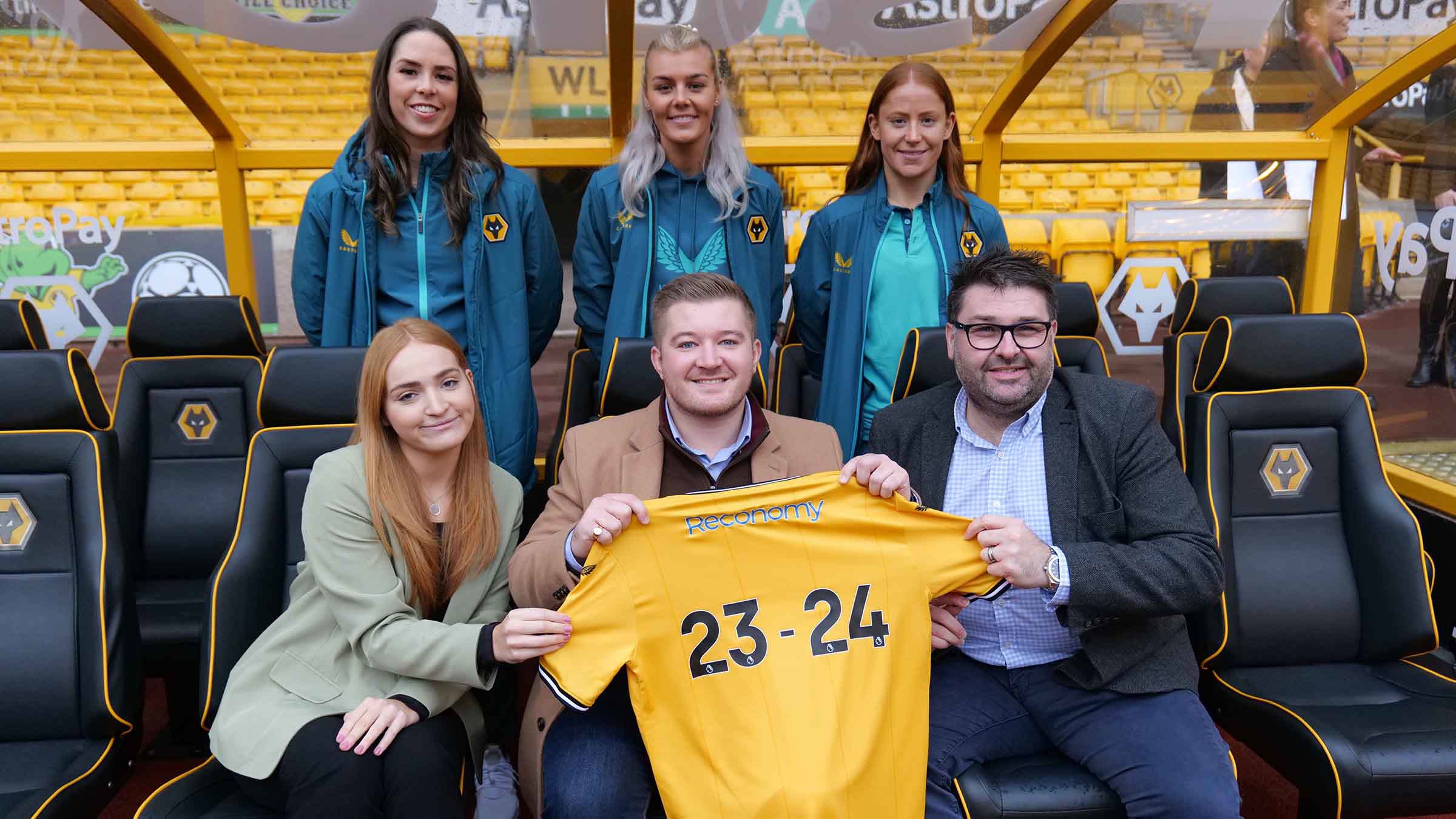 Wolves & Foundation Go Green with Reconomy