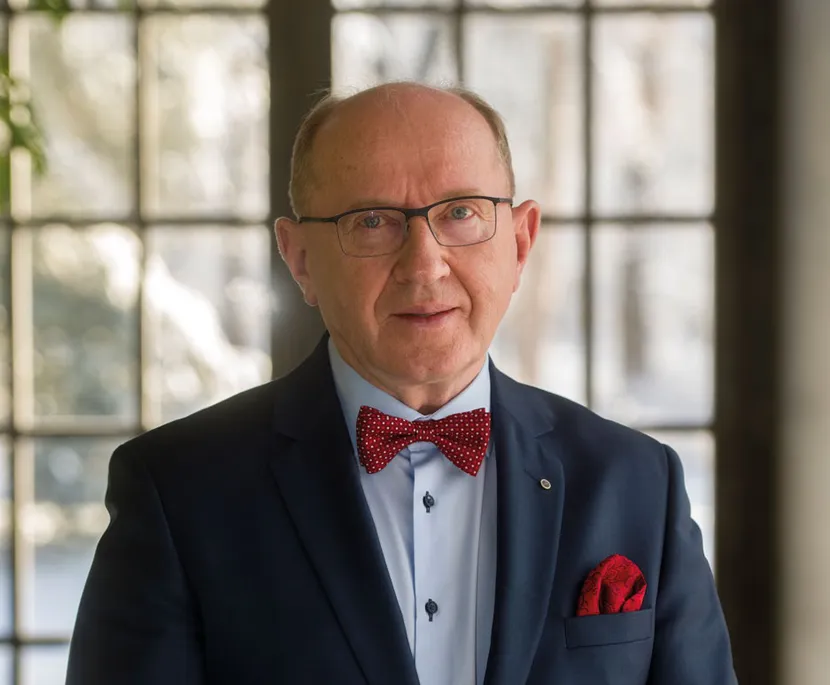 Prof. Henryk Skarżyński: pobite kolejne rekordy w chirurgicznym ...
