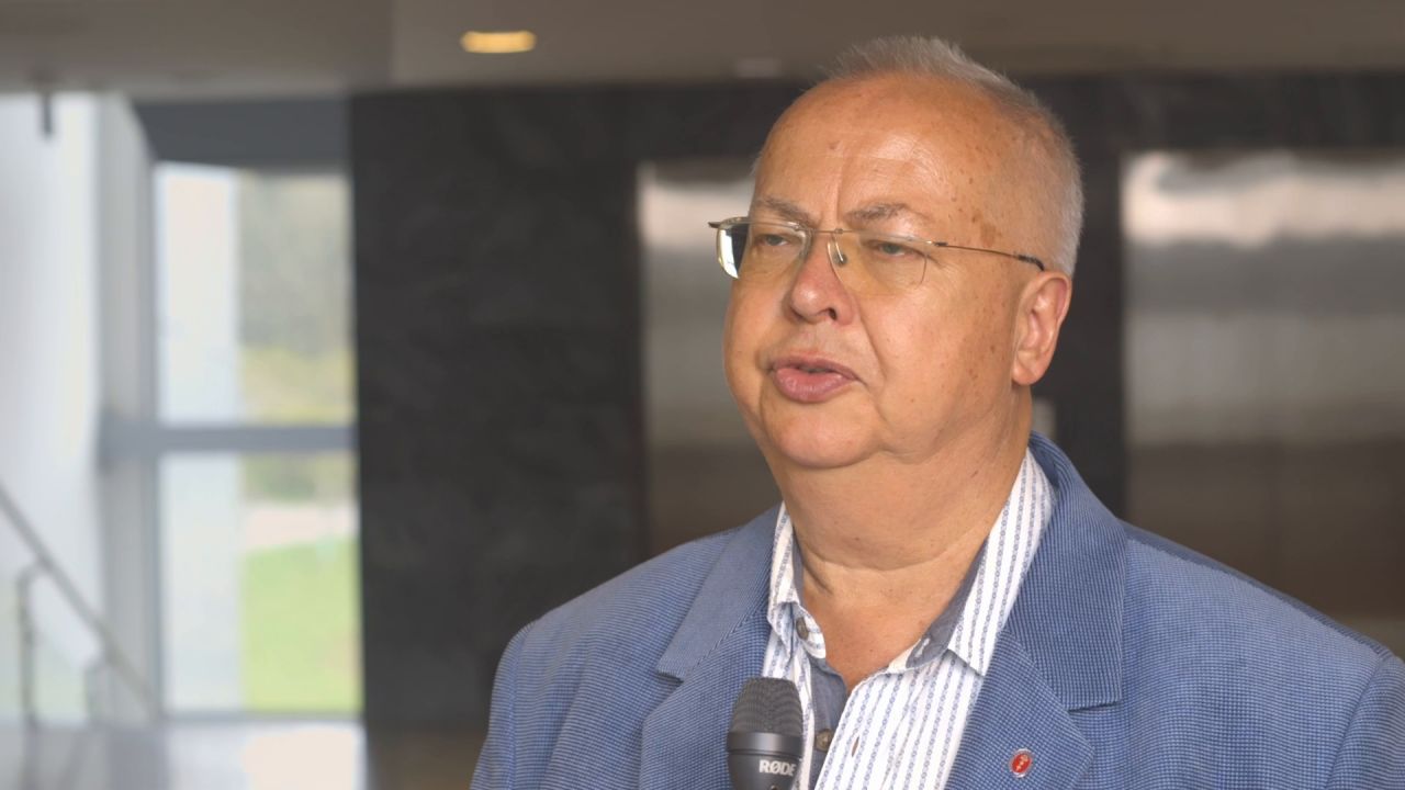 Prof. Nowicki: w terapii AZS najważniejsze jest nawilżanie i ...