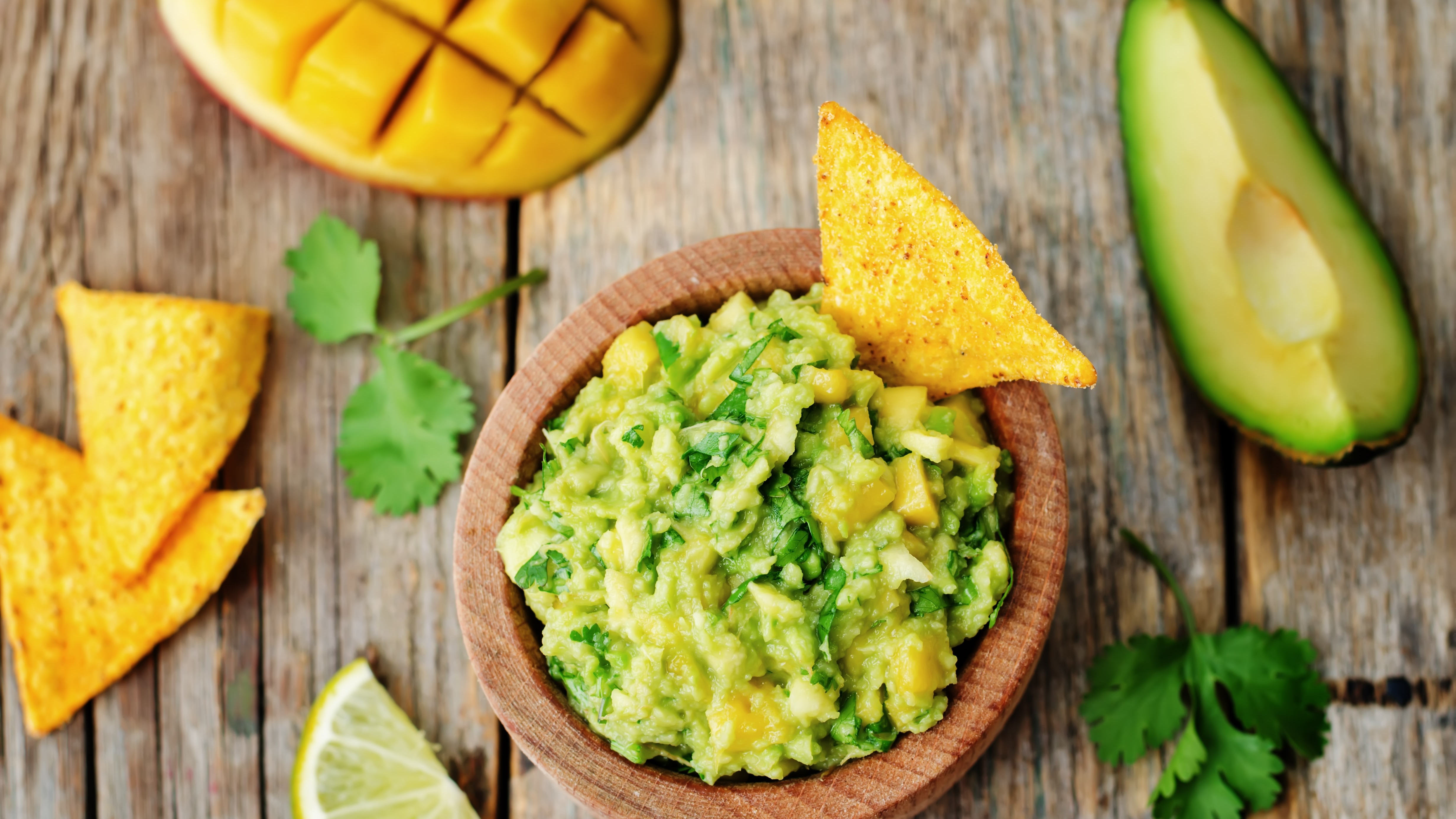 13 Recetas de guacamole para chuparse los dedos | MamasLatinas.com