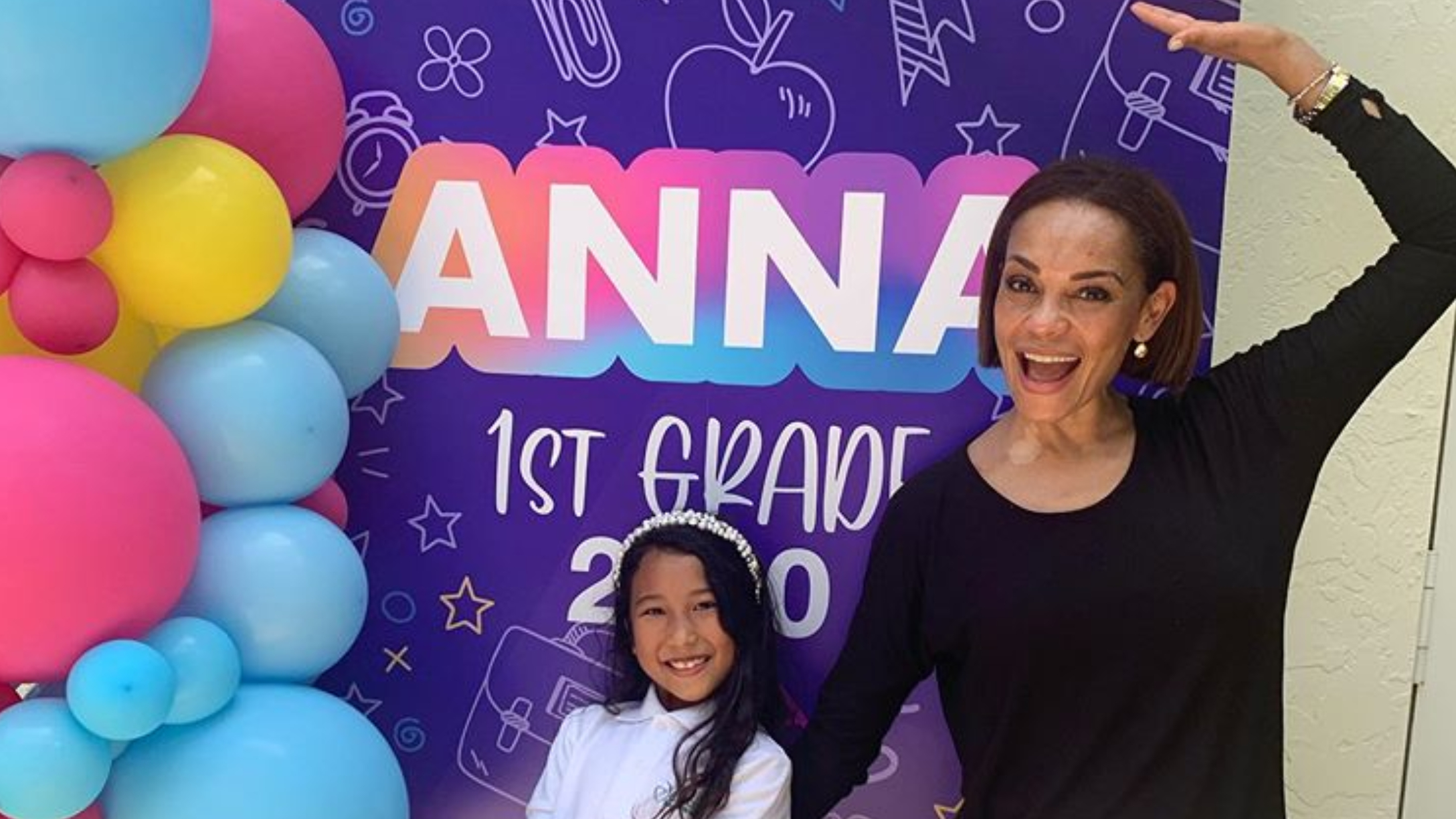 La hijita de Ilia Calderón sorprende a sus profesoras en una caravana ...