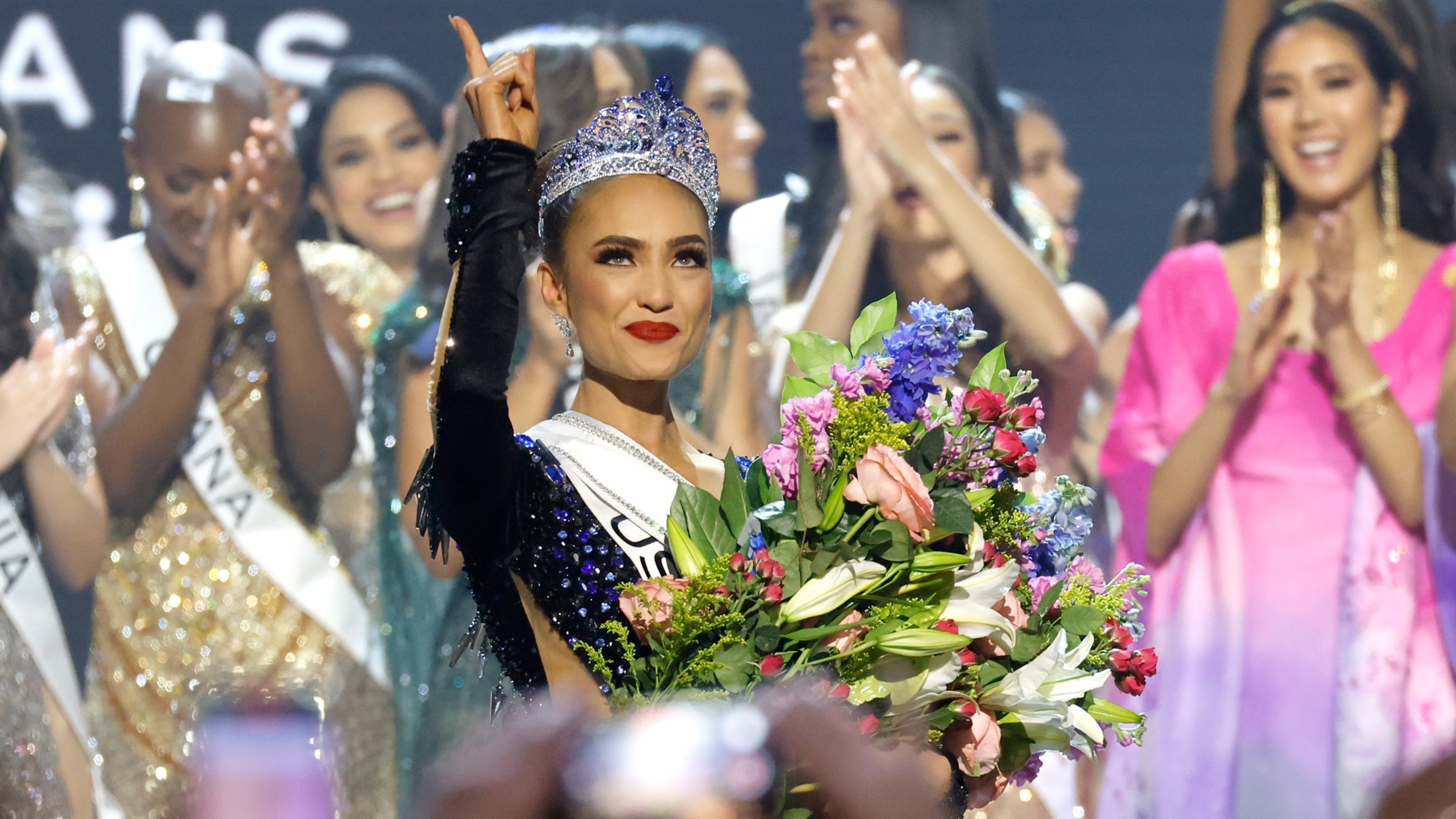 Acusan a nueva dueña del Miss Universo de fraude; el Miss USA también ...