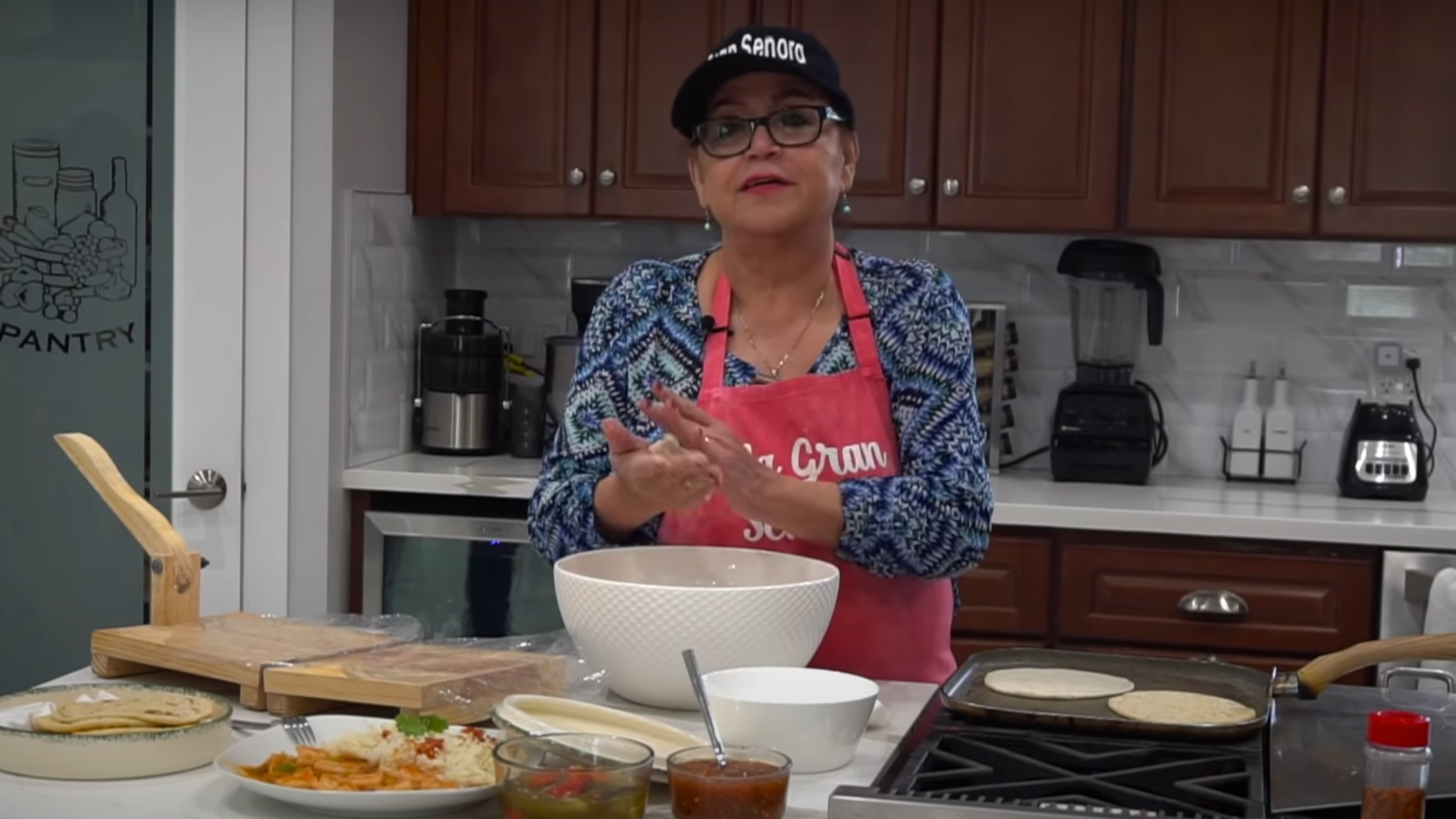 Recetas de Doña Rosa, la mamá de la fallecida Jenni Rivera (Videos ...