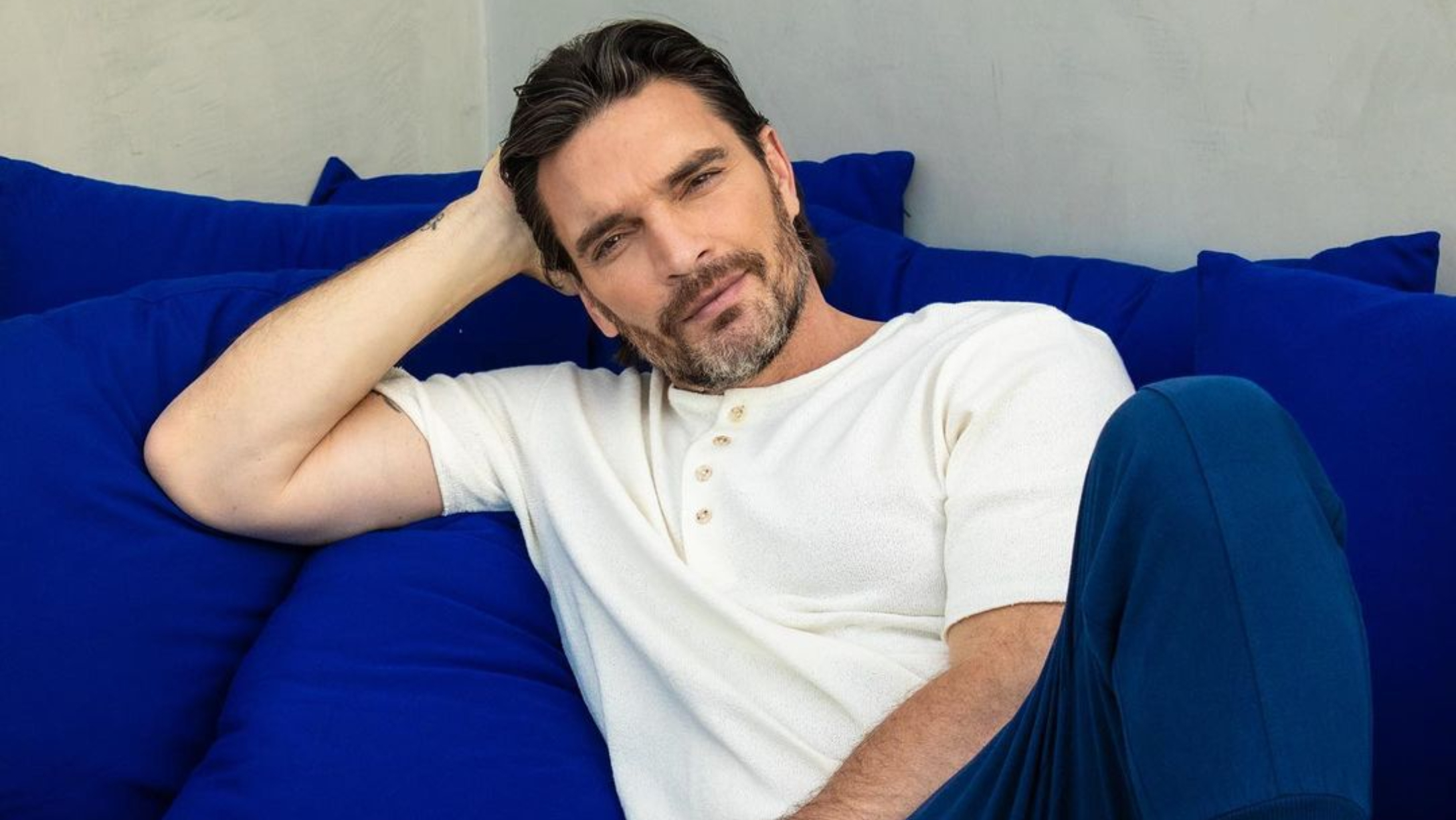 A la distancia, Julián Gil celebra el cumpleaños de su hijo con ...