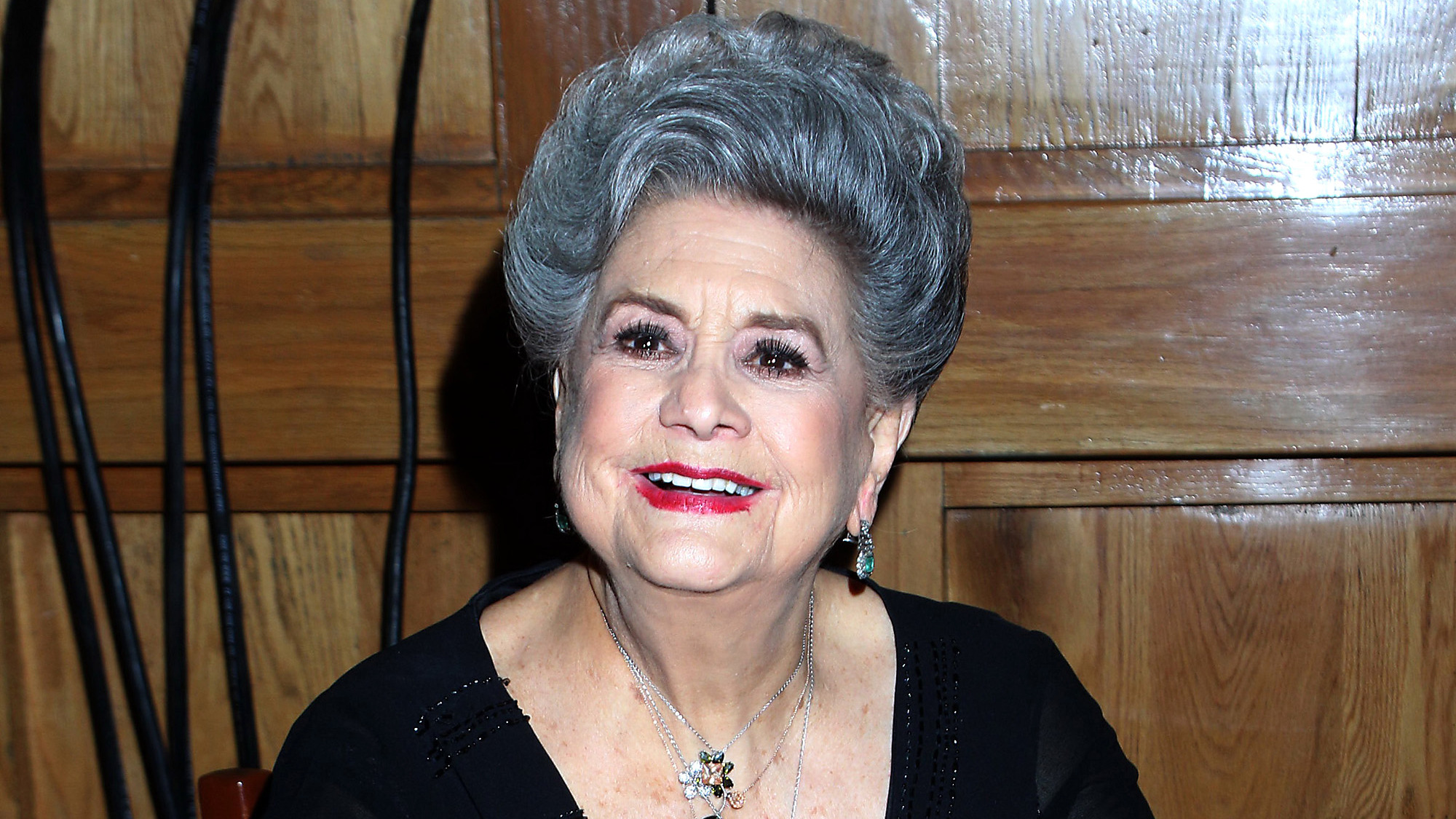 Muere la primera actriz Queta Lavat a los 94 años de edad ...