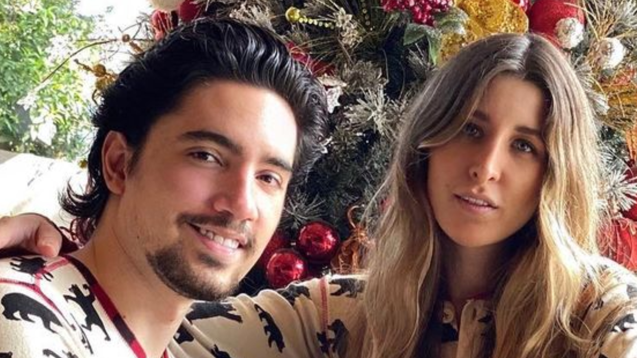 Alex Fernández muestra por primera vez una foto de su bebita Mía ...