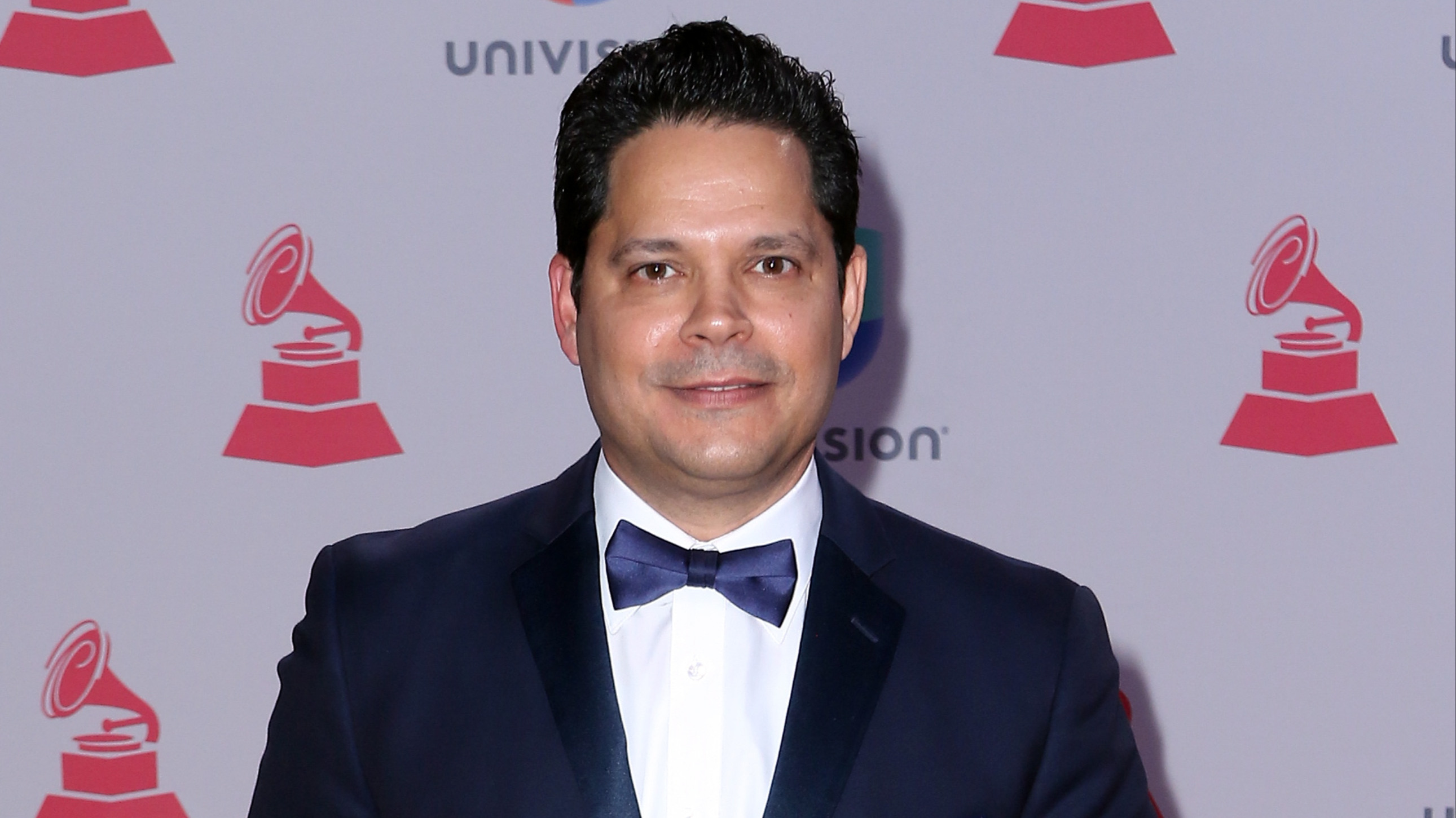 Rey Ruiz nos habla sobre su nuevo disco, su matrimonio y el hijo que ...