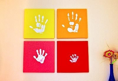 Colorful handprints makes decorating with your kids fun | MamasLatinas.com
