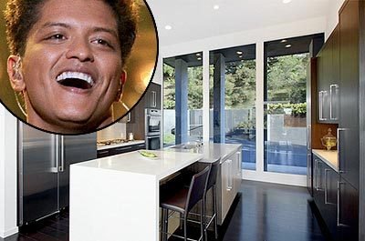 Get a look into Bruno Mars' amazing new mansion! (PHOTOS ...