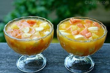 Hispanic Heritage Month: Ecuadorian fruit salad (RECIPE) | MamasLatinas.com