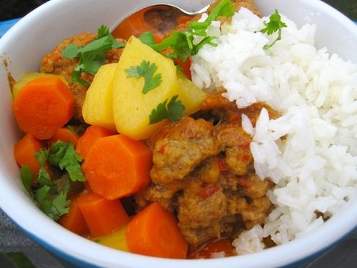 Latin slow cooker: Colombian meatball stew the whole family will love ...