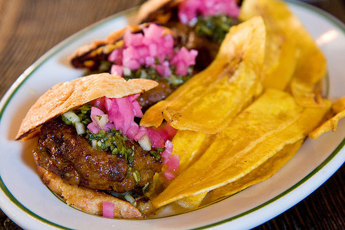 Amazing Argentinean choripán with chimichurri sauce you'll be obsessed ...
