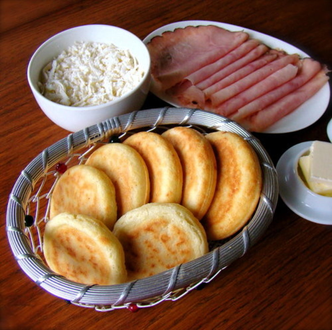 Try this super EASY recipe to make arepas you'll love (EXCLUSIVE VIDEO ...