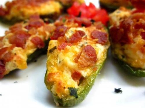Apetitosa y muy FÁCIL de hacer receta de jalapeños rellenos ...