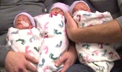Lucky couple beats all odds & gives birth to rare identical triplets ...