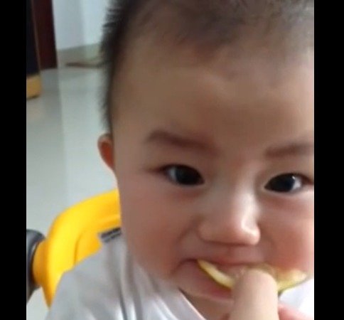 WATCH: Kids trying things for the first time will crack you up ...