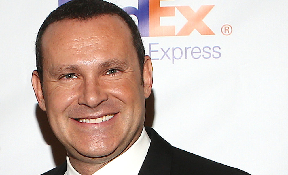 Alan Tacher se somete a una cirugía de belleza frente a millones de ...