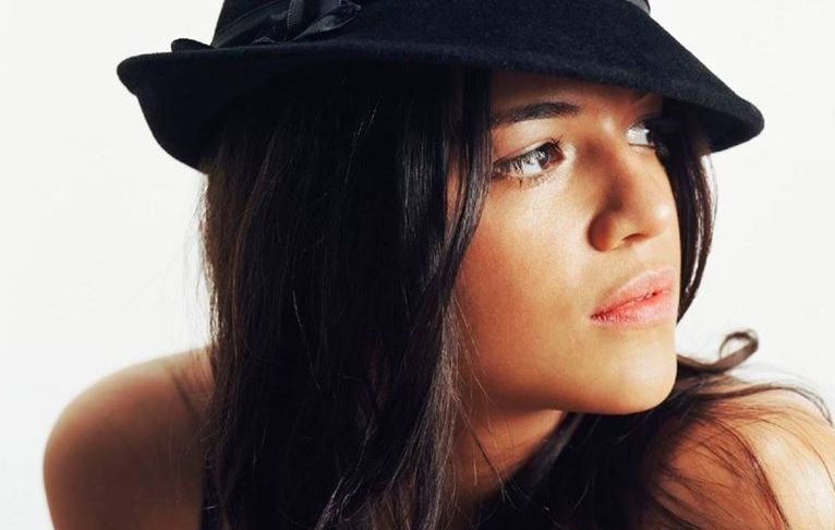 Michelle Rodriguez Arms