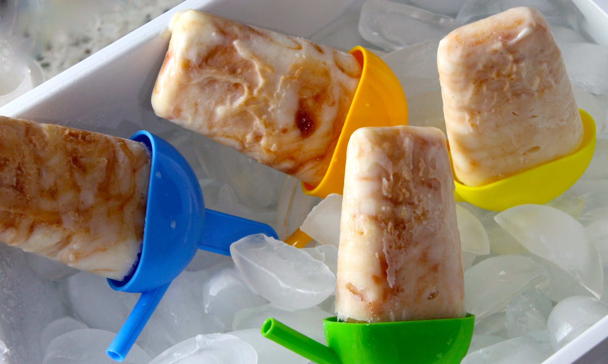Receta de paletas de yogurt y guayaba con 3 ingredientes (VIDEO ... Receta de paletas de yogurt y guayaba con 3 ingredientes (VIDEO ...