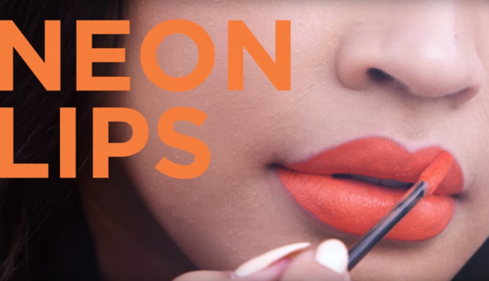 The key to fearlessly rocking a neon lip this summer | MamasLatinas.com