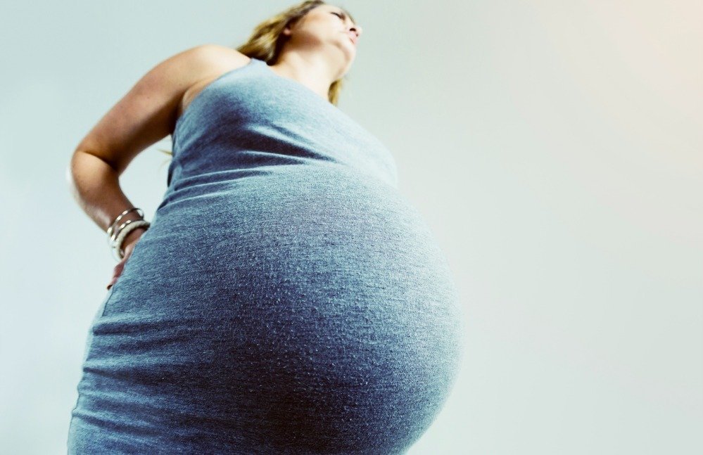 Woman delivers 12-pound baby naturally & you HAVE to see him ...